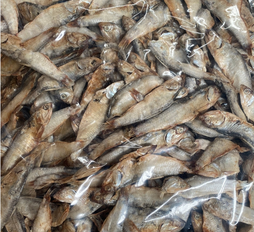 Whole Anchovy Fish – Cheeky Mutts